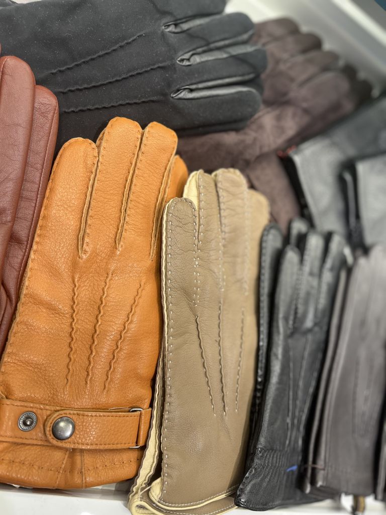 小物も充実!!【Kurax仙台】｜オーダースーツならGlobal Style（グローバルスタイル）