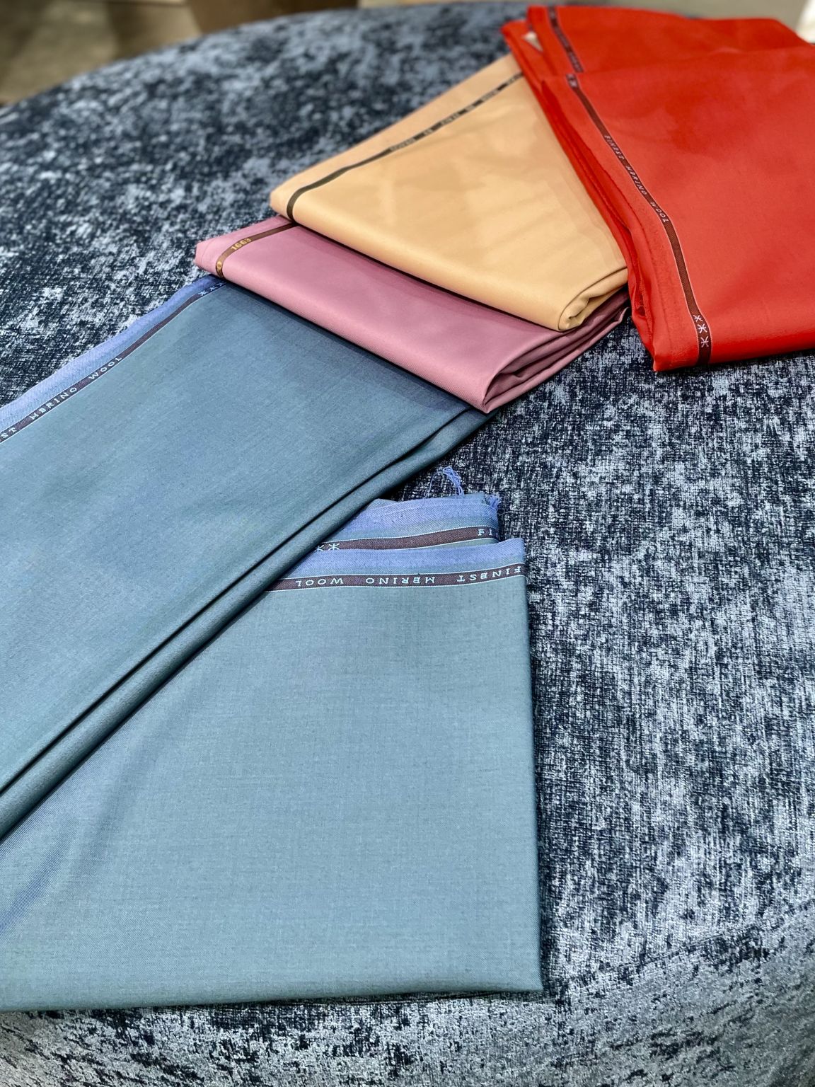 目立ちたい人集合～ 【ビックカメラ千葉駅前店】｜オーダースーツならGlobal Style（グローバルスタイル）