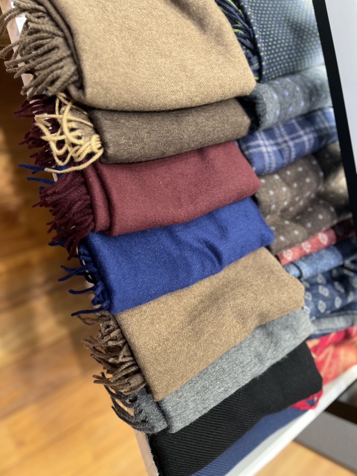 カシミヤ100％マフラー【kurax仙台店】｜オーダースーツならGlobal Style（グローバルスタイル）