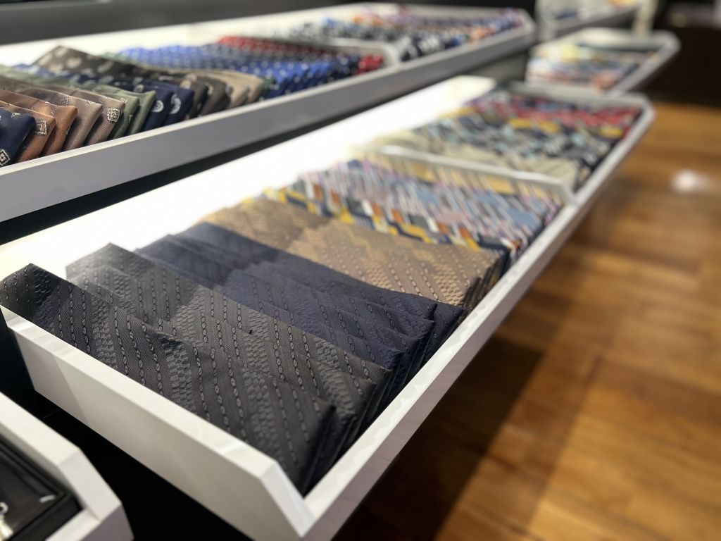 ネクタイ入荷【Kurax仙台店】｜オーダースーツならGlobal Style（グローバルスタイル）