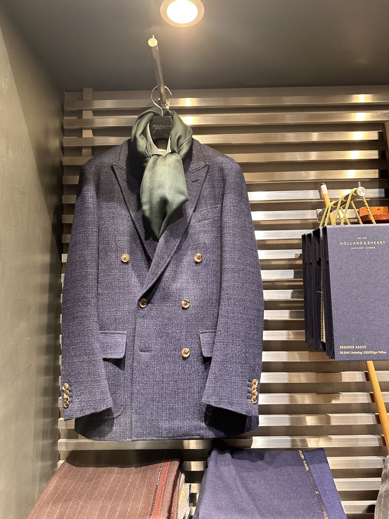 真冬に向けたコーディネートはこーでねぇと。【池袋東口店】｜オーダースーツならGlobal Style（グローバルスタイル）