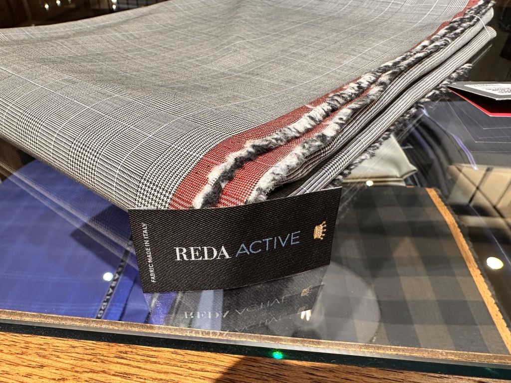 生地の紹介 REDA -レダ- 【福岡天神店】｜オーダースーツならGlobal Style（グローバルスタイル）